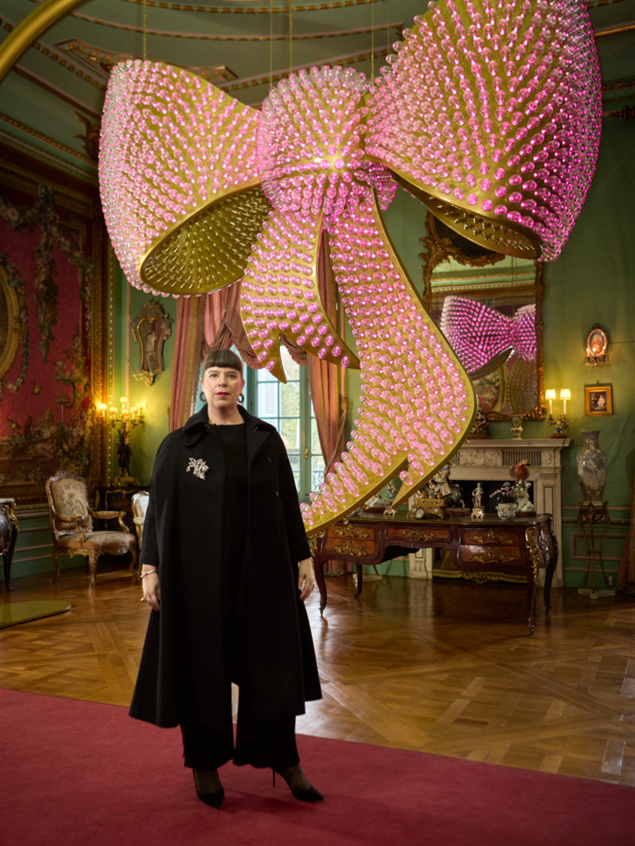 Joana Vasconcelos y su "extravagante" exposición en Liria reúnen a la ...