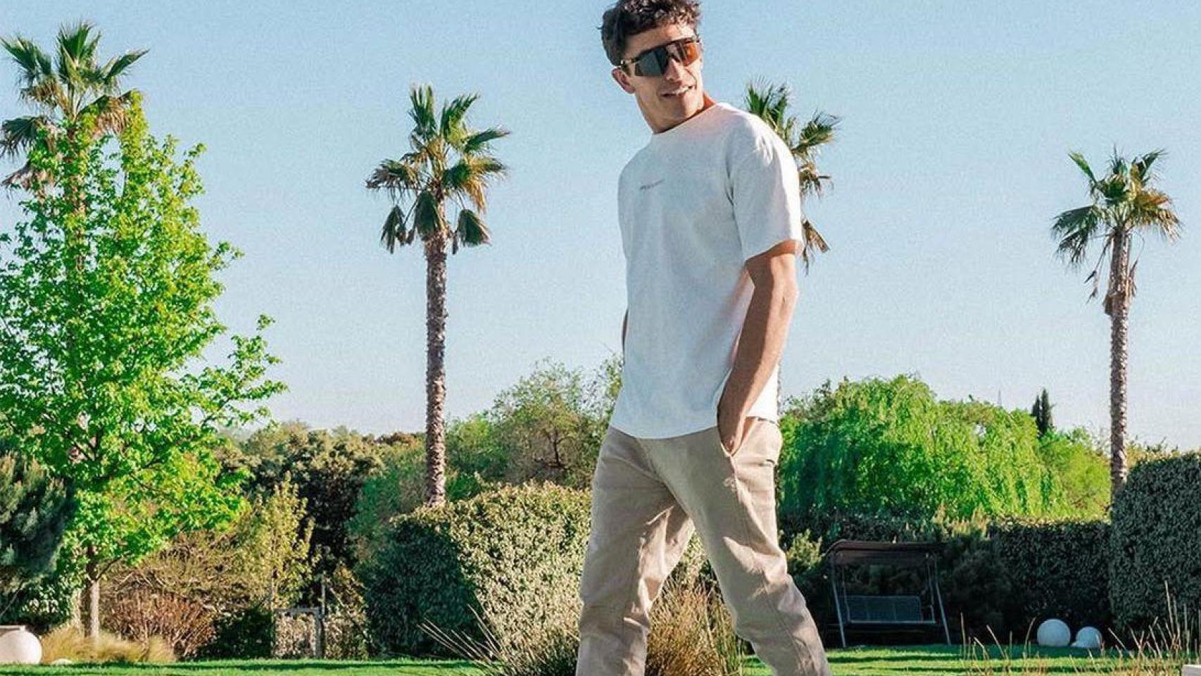 La espectacular casa de Marc Márquez en Madrid: rodeada de agua y ...