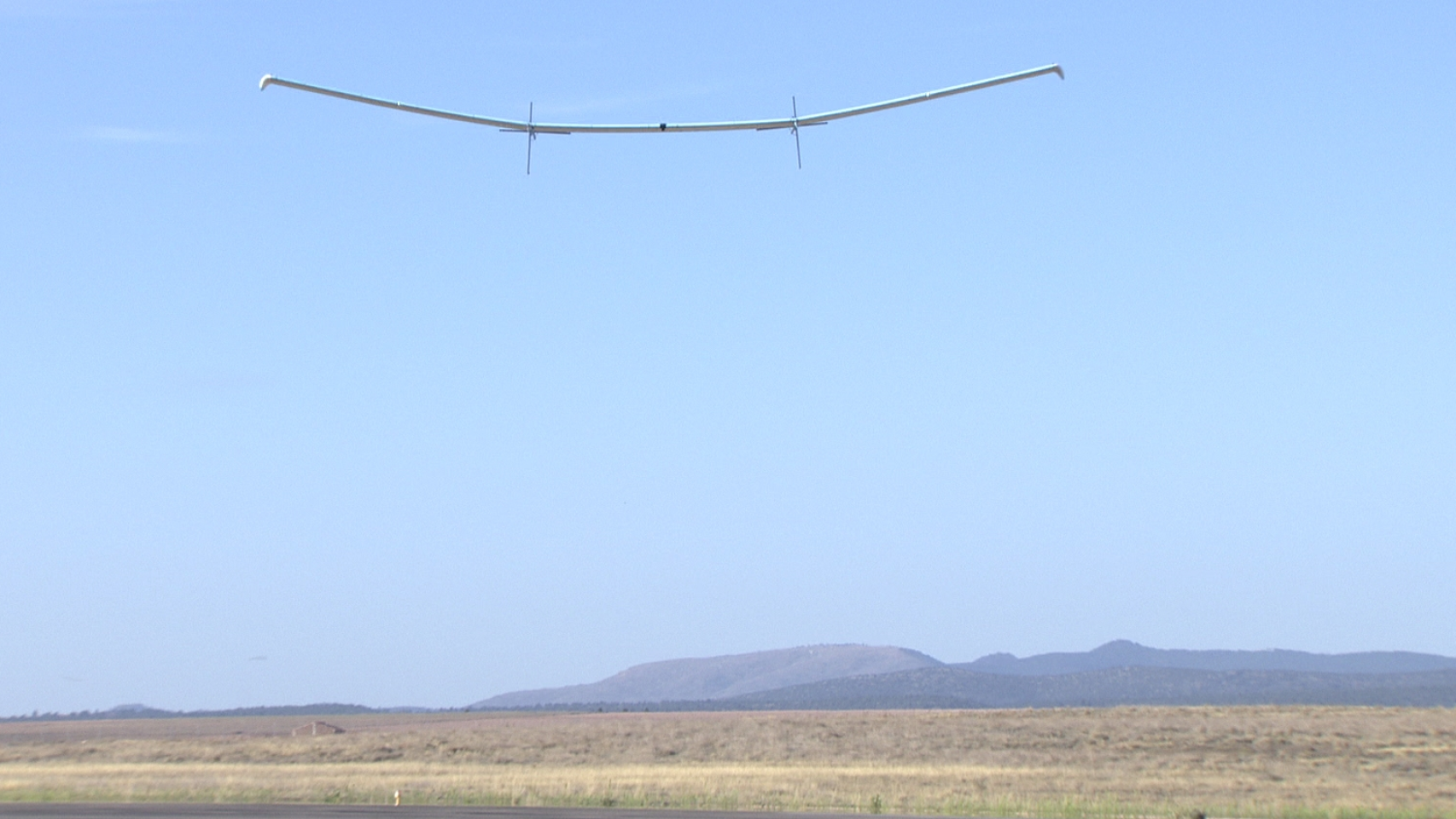 Los nuevos drones españoles que luchan contra los incendios más voraces ...