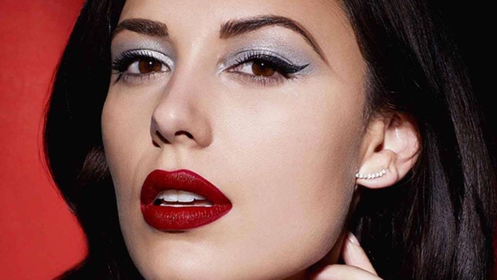 Ni rosa ni nude: este es el tono de labial que más se va a llevar este 2025