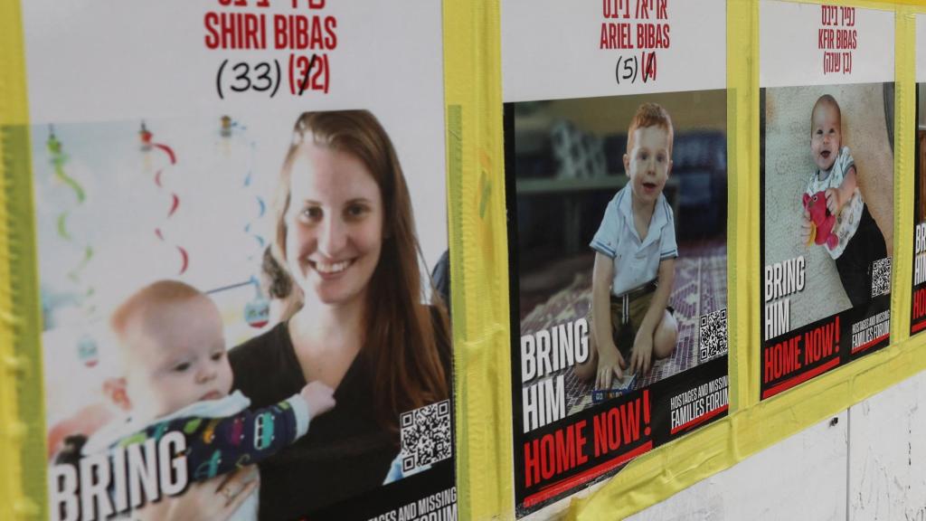 Israel dice que uno de los cuerpos entregados por Hamás no es el de la madre de la familia Bibas ...