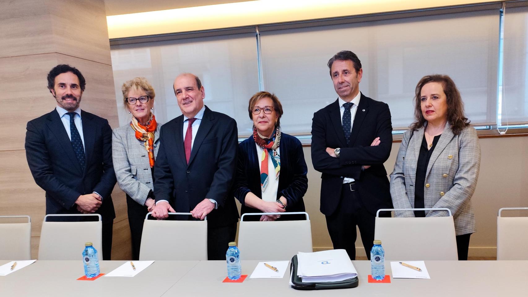 Augusto Pérez-Cepeda Vila busca ser reelegido como decano del Colegio de Abogados de A Coruña