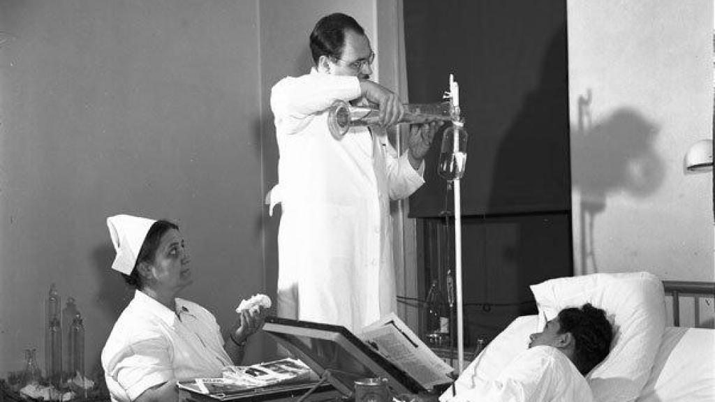 Los macabros experimentos de Robert Cornish "el Reanimador", el ...