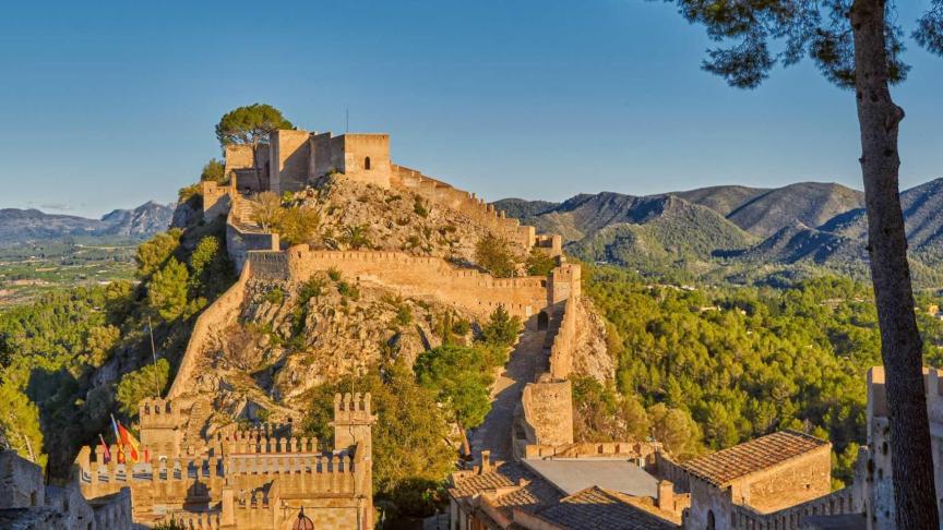 Parece Asia pero está en Valencia: este es el espectacular castillo que ...