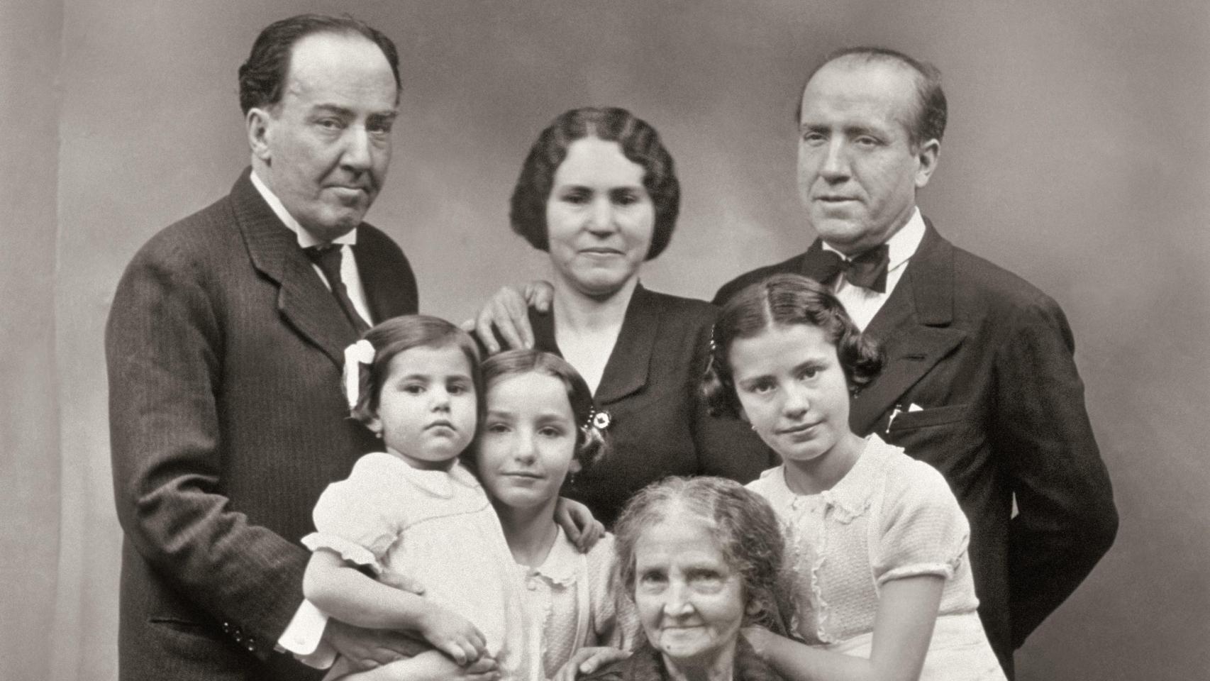 La gran reunión de los Machado en una exposición excepcional en la RAE