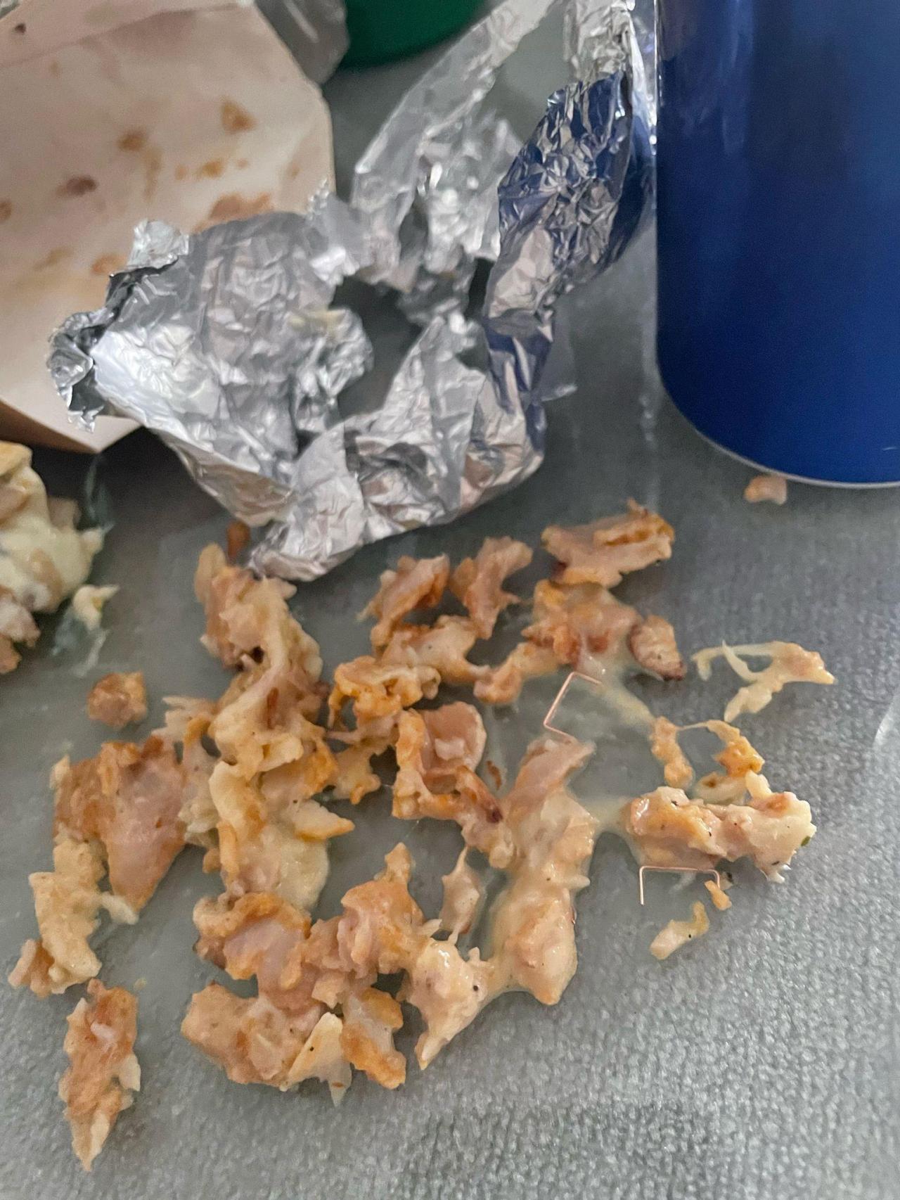 Ingresada una menor en Mérida tras comer un kebab con grapas dentro: el ...