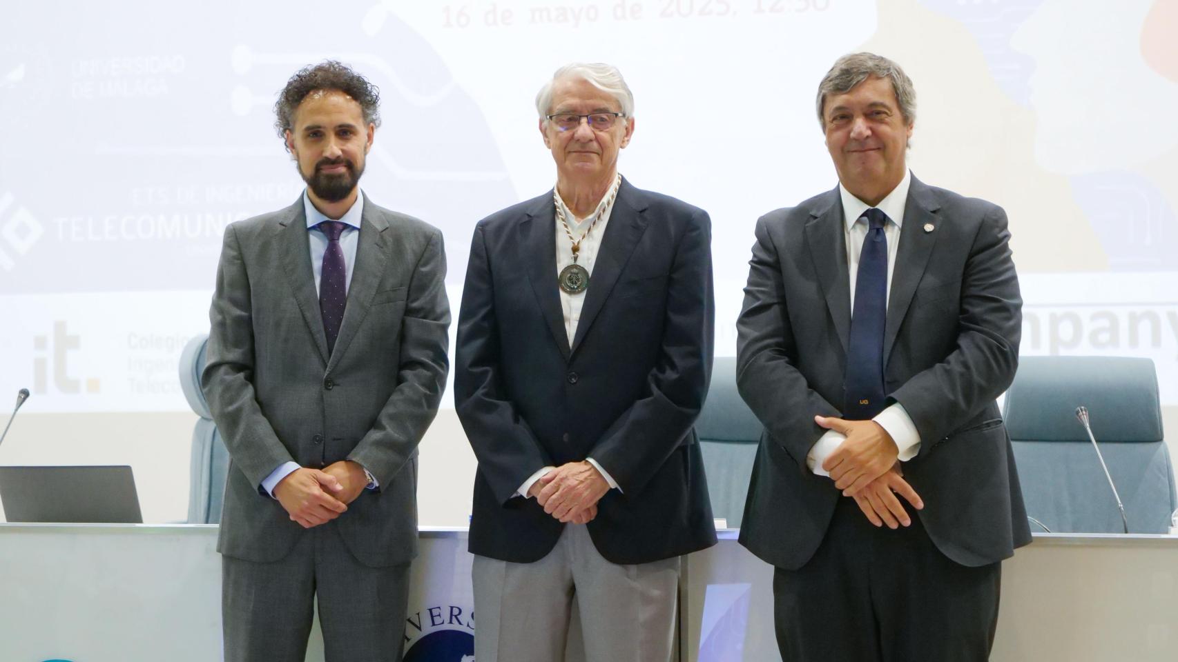 Luis Fernando Martínez, Medalla de honor de Teleco: "En tecnología, no ...