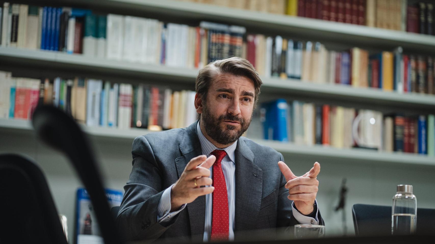 De Ramón-Laca (Cesce): "El mundo es incierto, pero no impredecible ...