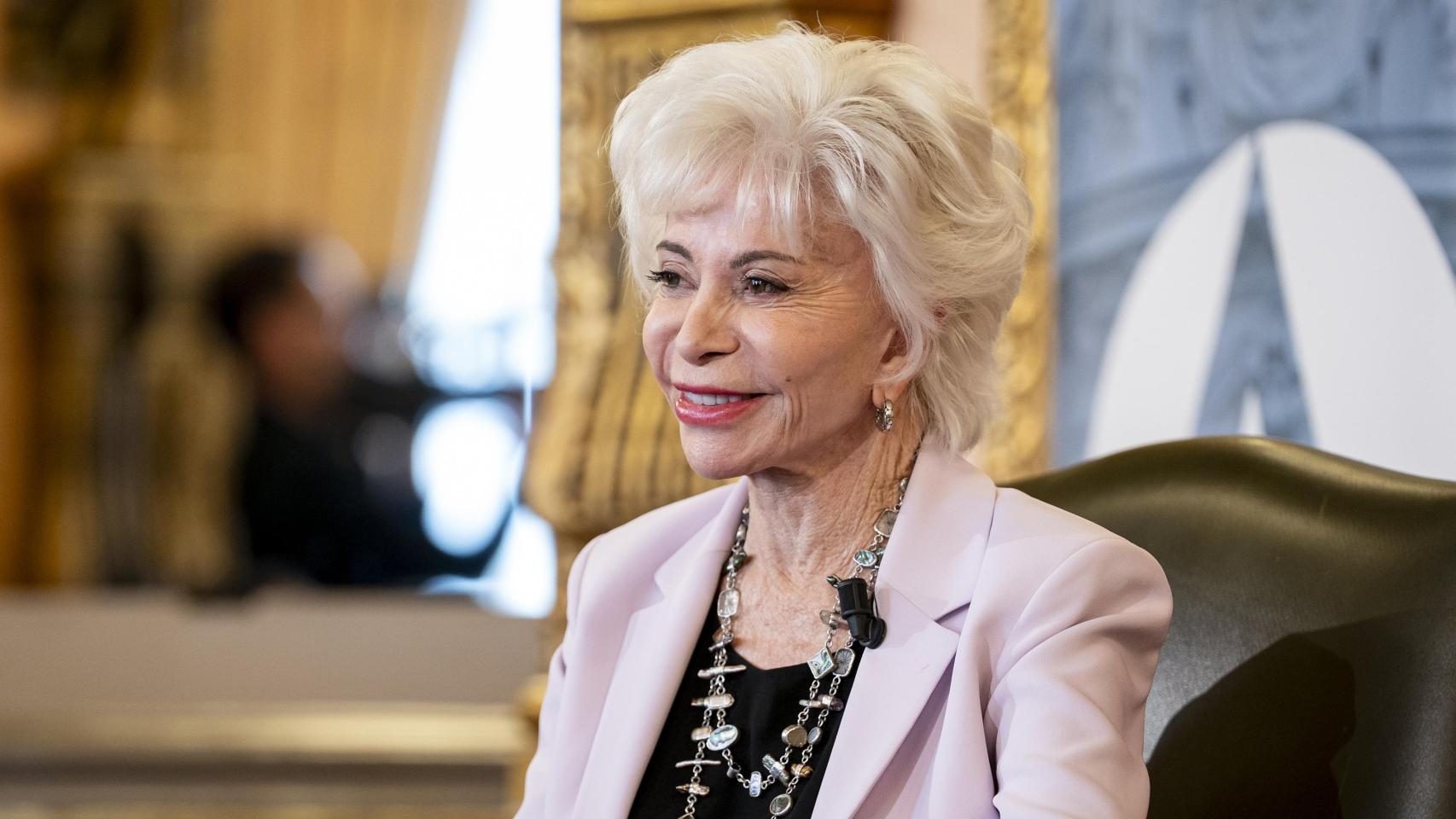 Isabel Allende: "Siempre que visito España lo primero que siento es dolor"