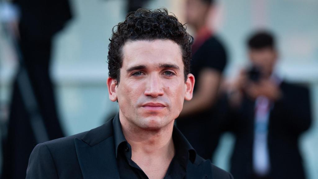 Jaime Lorente anuncia su boda con Marta Goenaga tras cinco años de relación y dos hijos en común ...