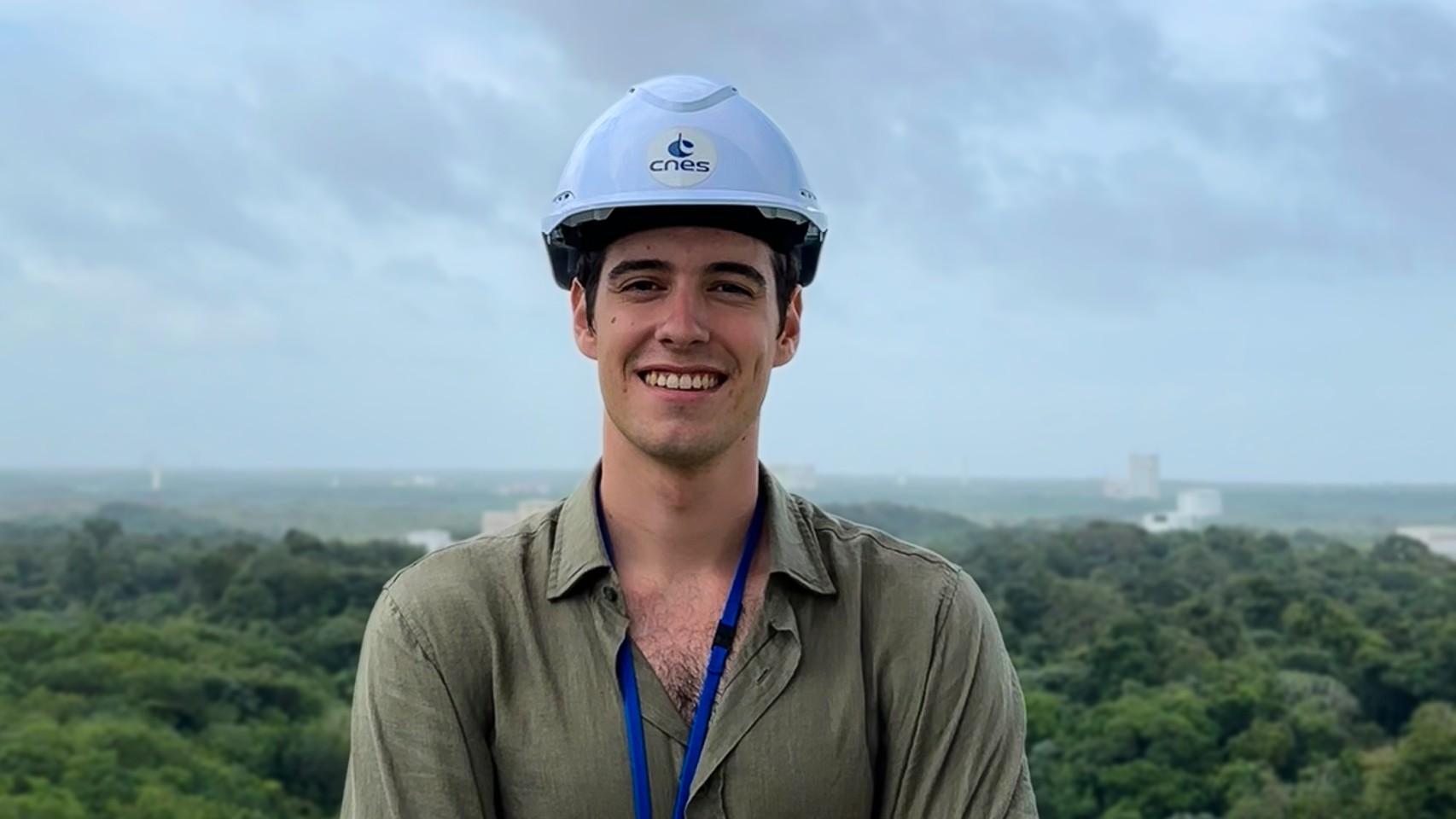 Adrián, Daniel y Alejandro, el trío de ingenieros españoles que vive en la selvática Kourou para ...
