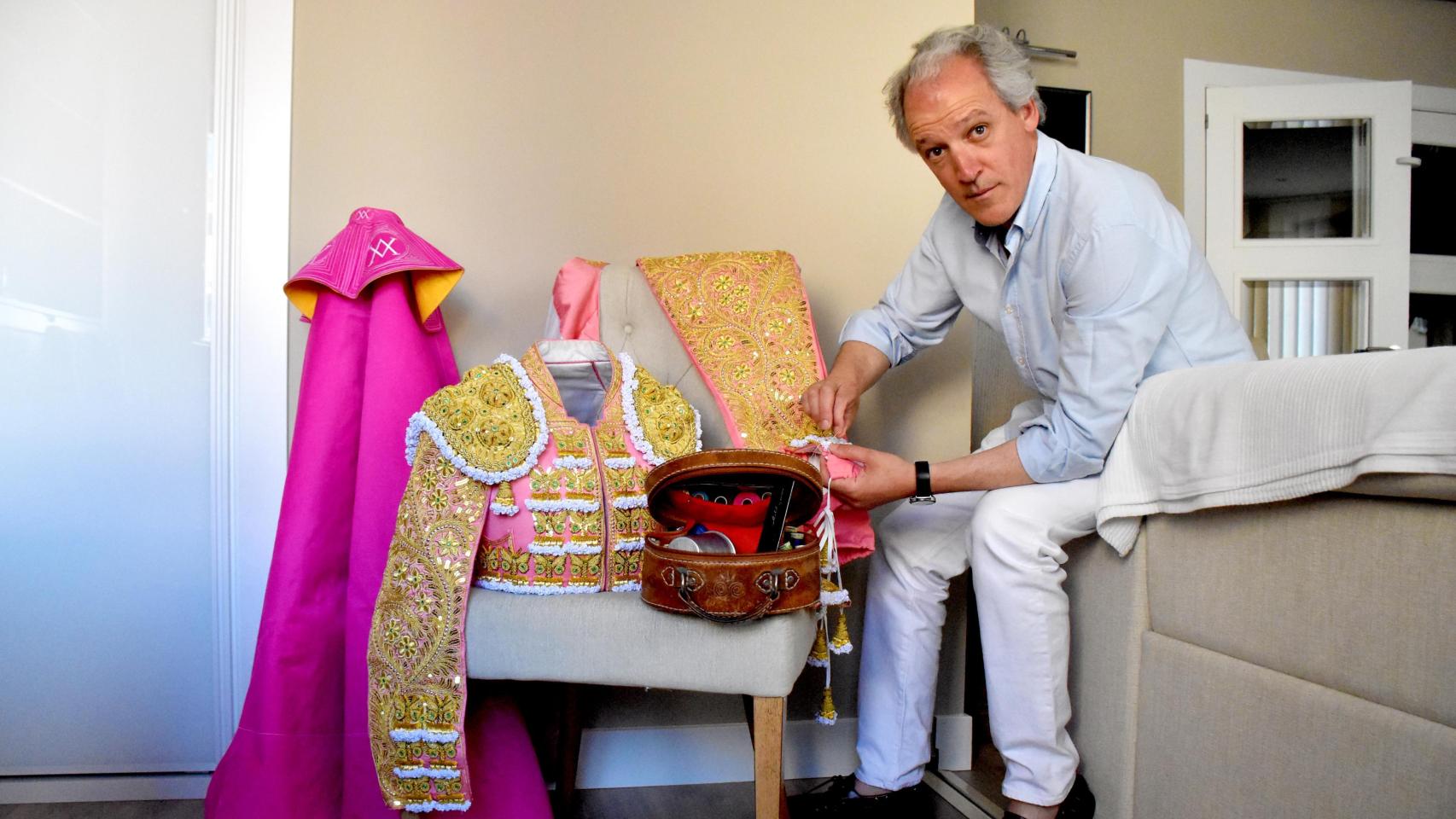 Entre el ruedo y la ambulancia: Jaime Rubio, el mozo de espadas que también salva vidas