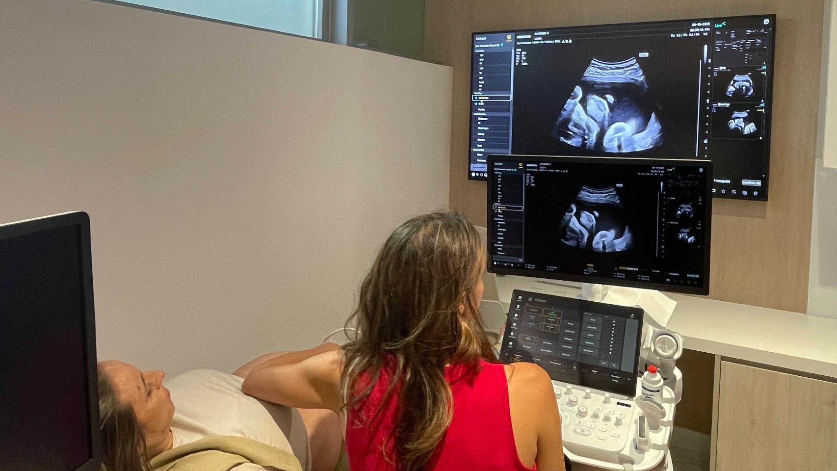María del Mar Gil, investigadora y obstetra de La Paz: "Con la IA ya ...