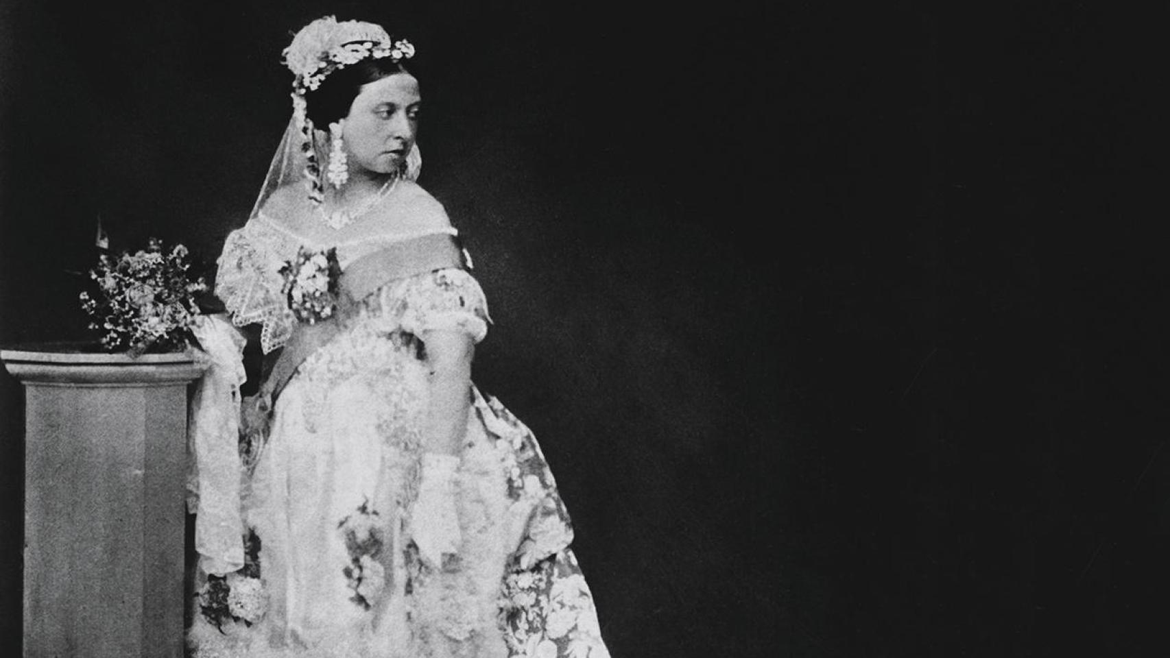 Victoria I de Inglaterra, la reina que convirtió la monarquía en marca ...