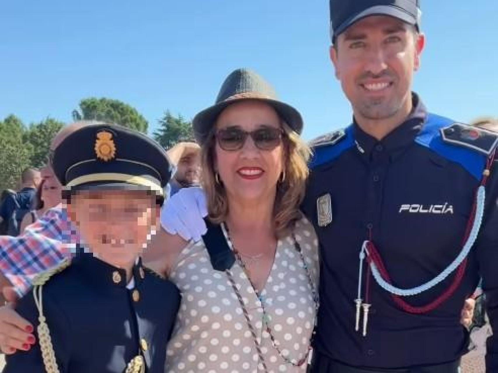 Rafa Mora cumple su sueño y se convierte en Policía Local: "El esfuerzo es mucho. Hoy ya puedo ...