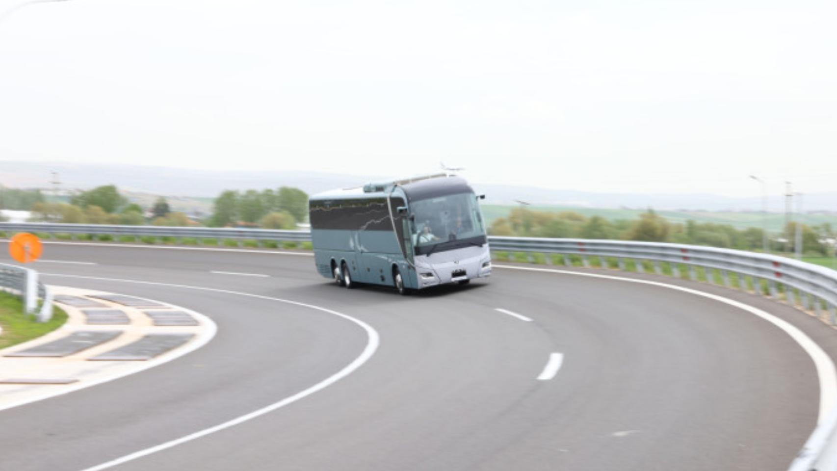 Así es el autobús que "inicia una nueva era": totalmente eléctrico con ...
