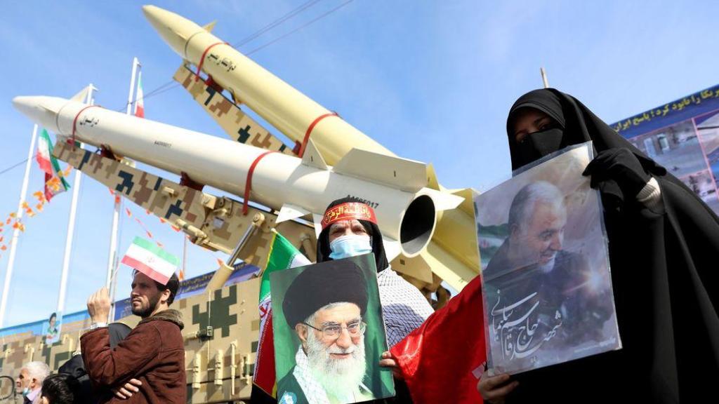 Bokep anal indo when I got to the apartment, she was decked