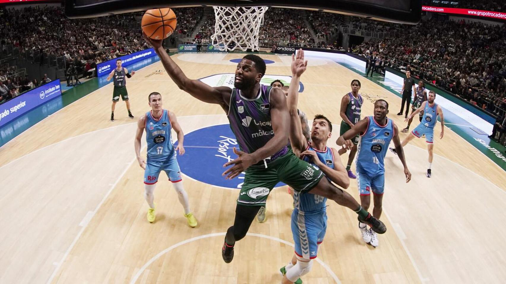 Melvin Ejim se despide del Unicaja: "Los momentos que compartimos ...