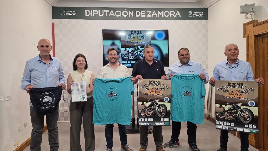 Jasmine onlyfans porn the cat came in and hid underneath