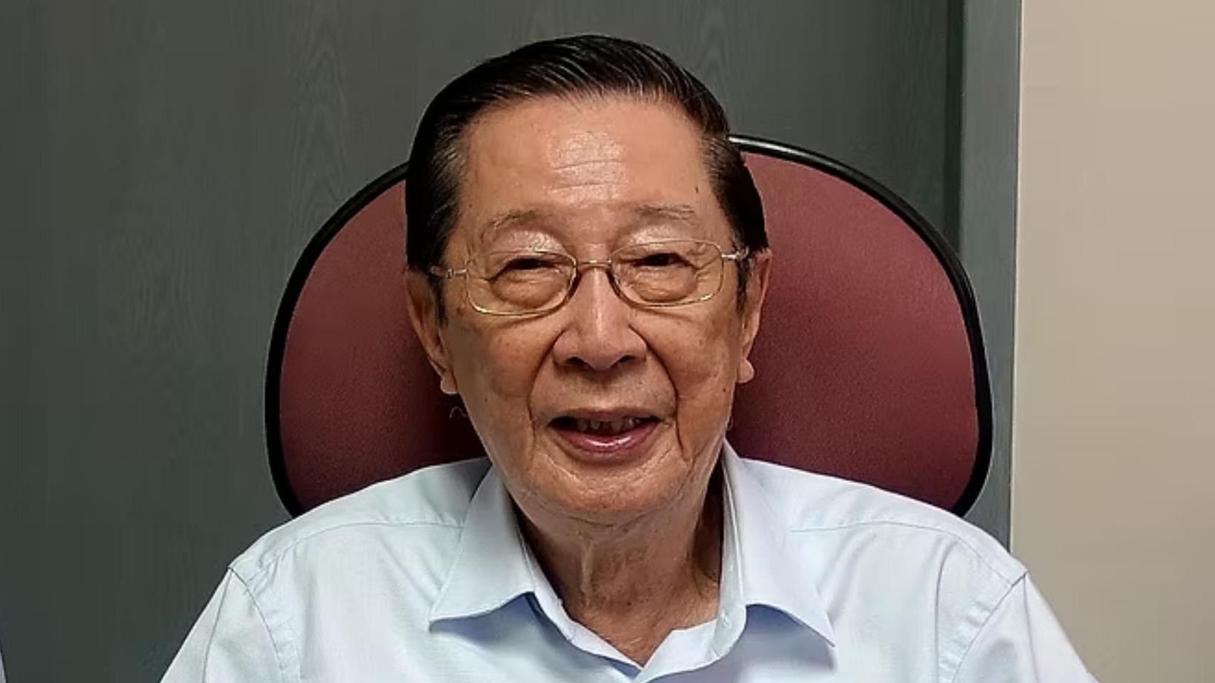 Charles Toh, cardiólogo de 95 años: "La constancia es la clave ...