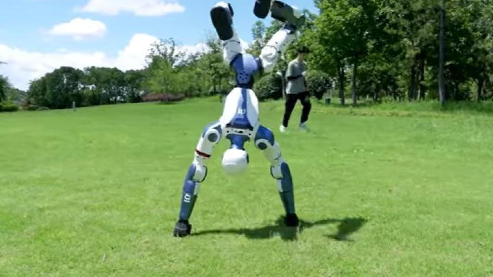 El robot humanoide chino con 26 articulaciones y por menos de 6.000 ...