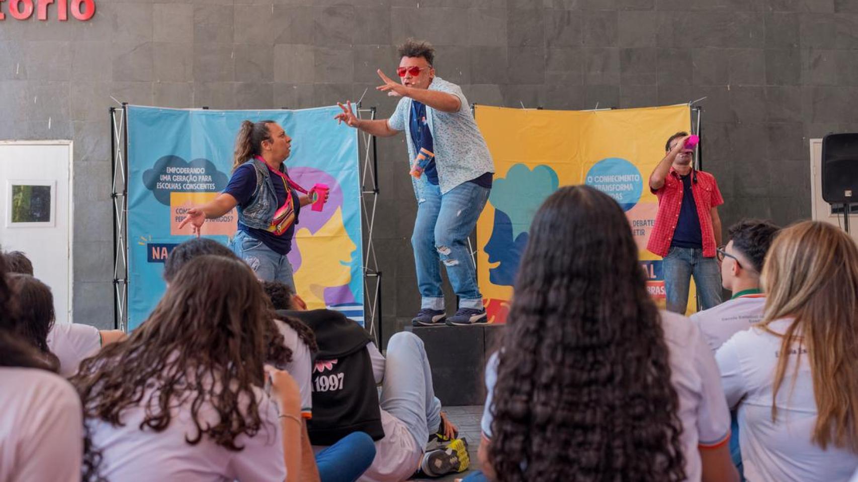 Smashed, la iniciativa que lucha contra el alcohol en menores: "Combina ...